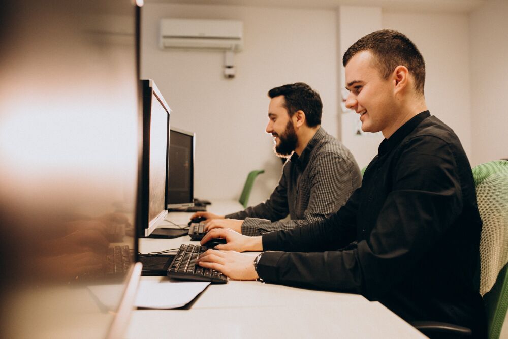 7 Pro Tips for Managing a Remote Software Development Team | Intellectsoft